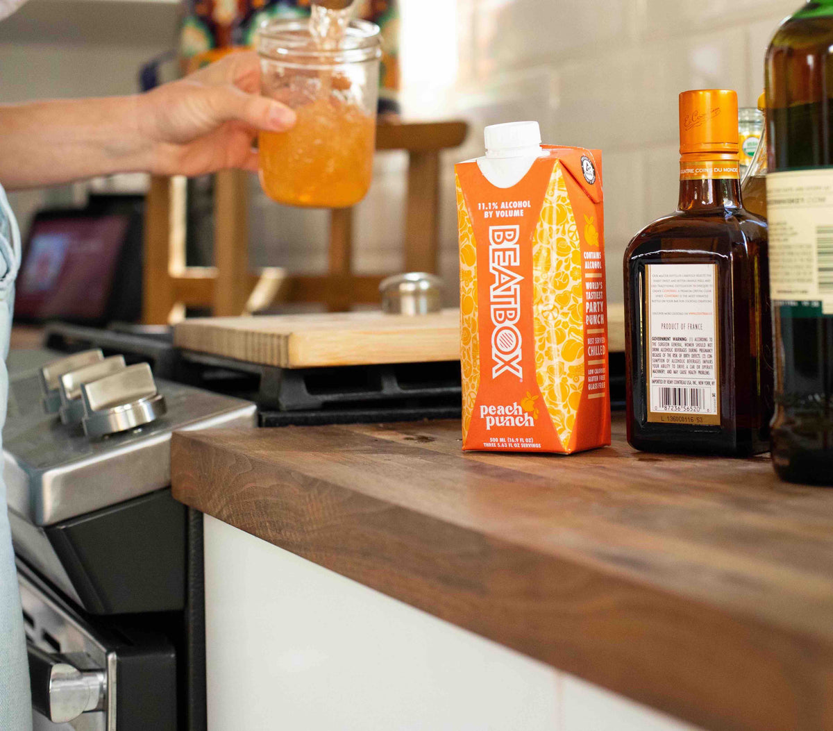 Fuzzy Peaches – BeatBox Beverages